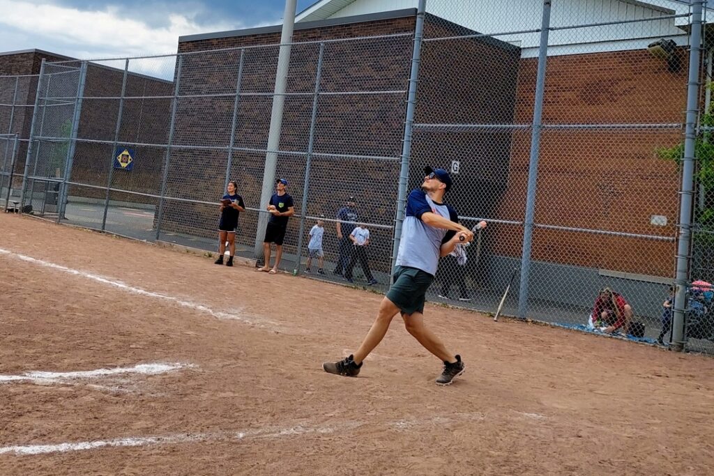 Tournoi de balle-molle d'Ingénieurs Sans Frontières Québec (ISFQ) 2023 ...